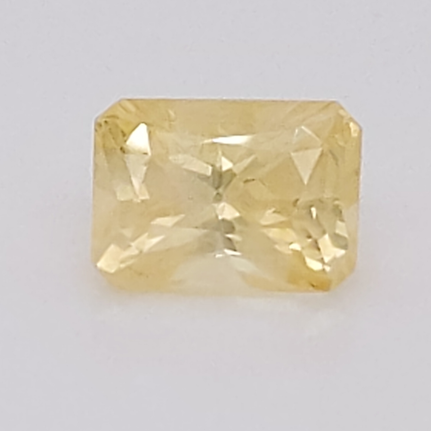 CGL Cerified Yellow Emerald Cut Sapphire 2.44 Carats 8.57x6.17x4.89mm ...