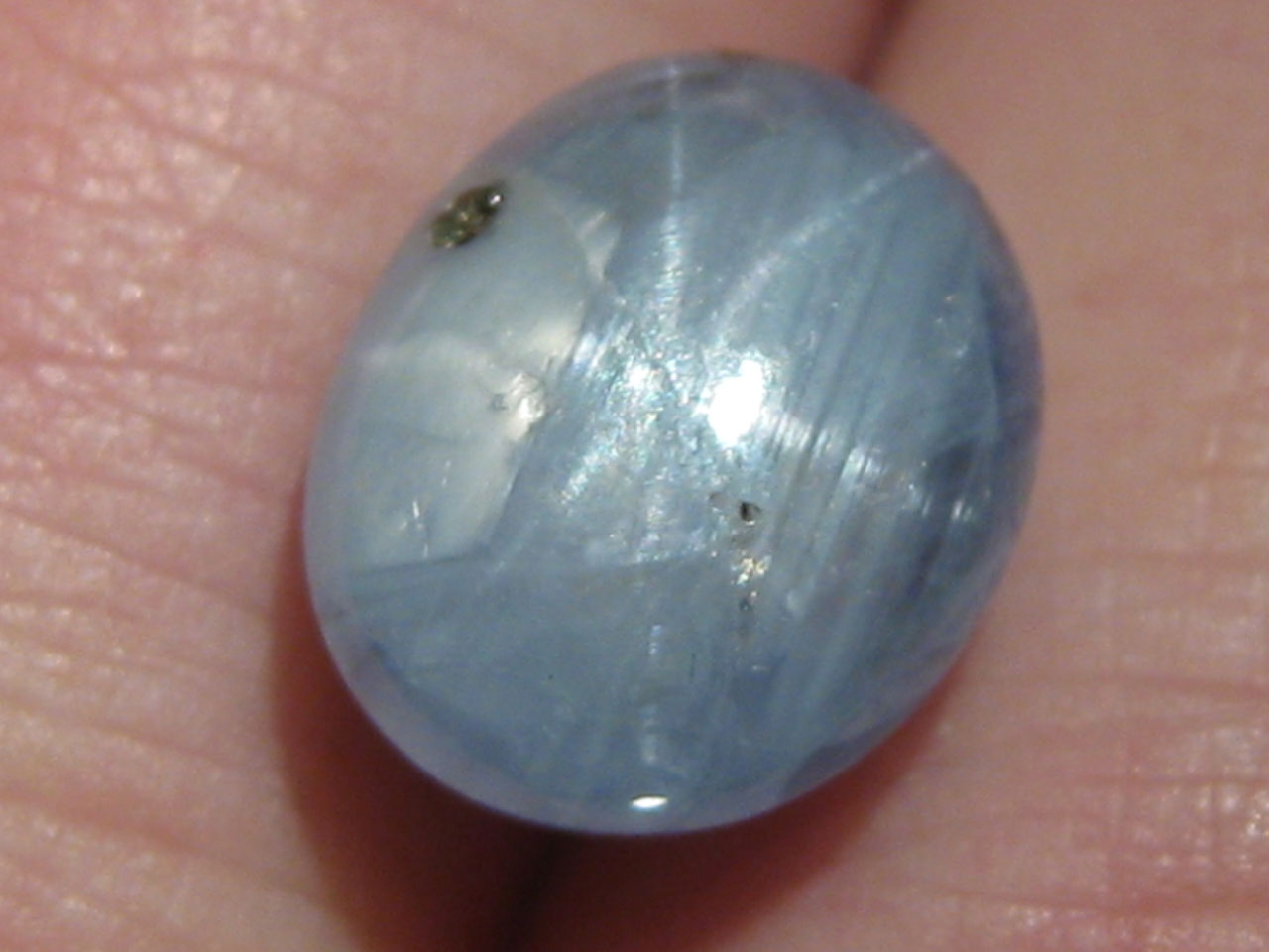 Burma Blue Star Sapphire 5.83 carats 10.1x8.4x5.9mm - Simply Sapphires